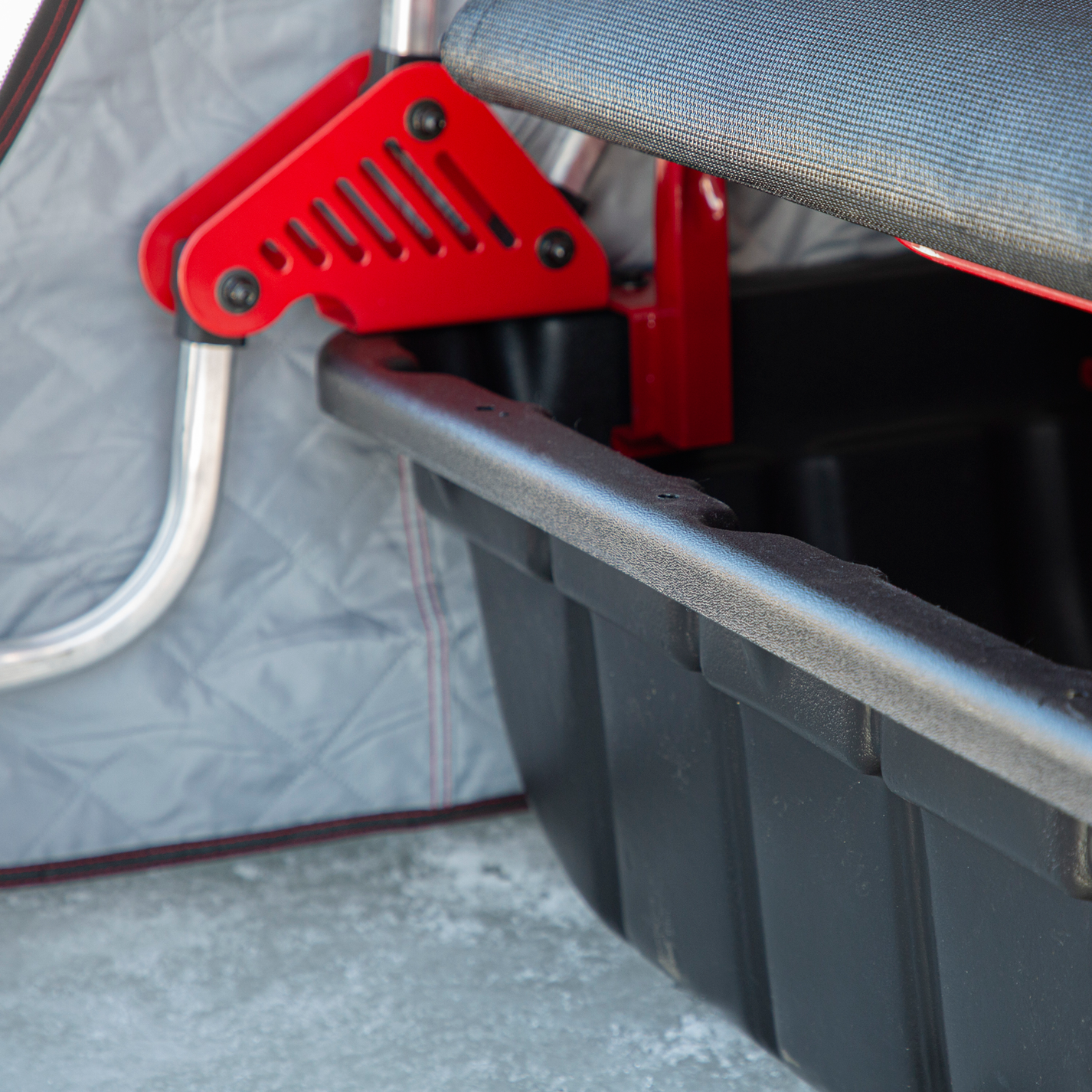 Eskimo Eskape 2400 Insulated Flip Over Shelter – Up North Sports